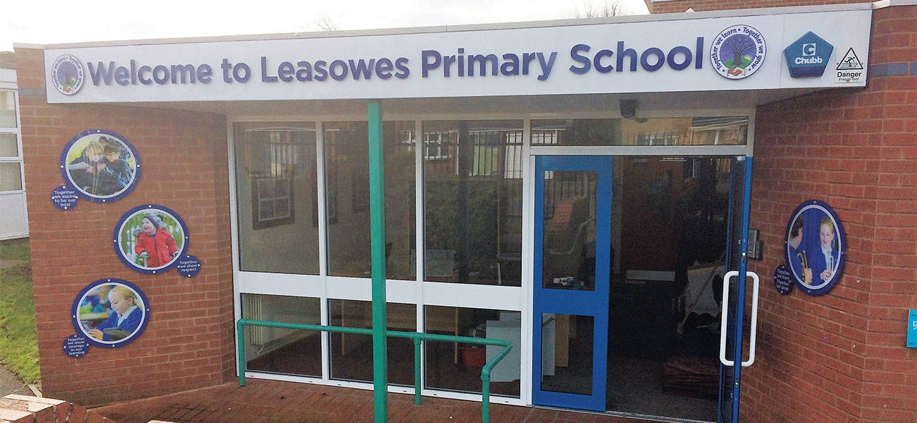 Welcome Sign & Wall Display - Leasowes Primary School